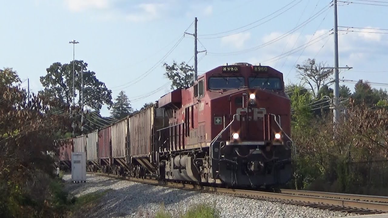 CP ES44AC 8960 Leads CSX Phosphate B216-15 on 9/16/22 - YouTube