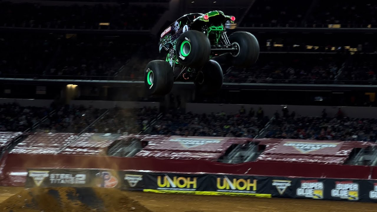 Monster Jam Arlington 2021 Grave Digger (Adam Anderson Freestyle 10/16 ...