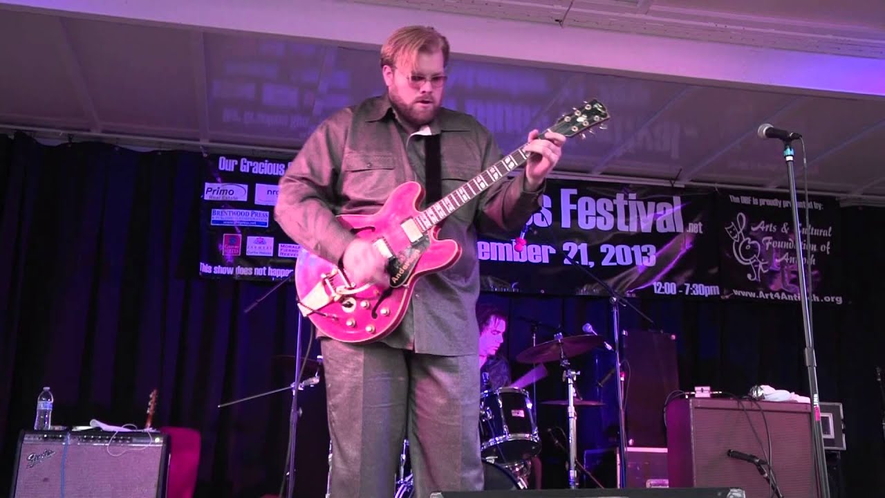 Rick Estrin & The Nightcats: 2013 Delta Blues Fest - YouTube