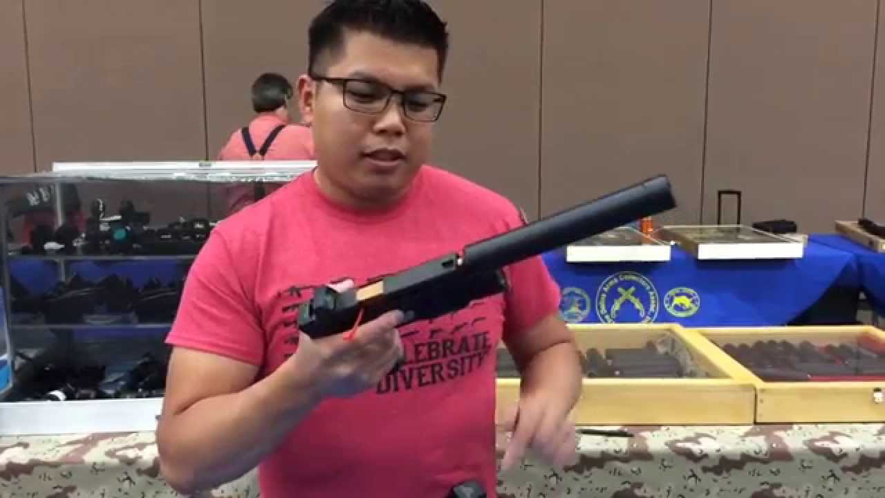 Zev Dragonfly Glock 17 with Surefire Ryder 9 - YouTube