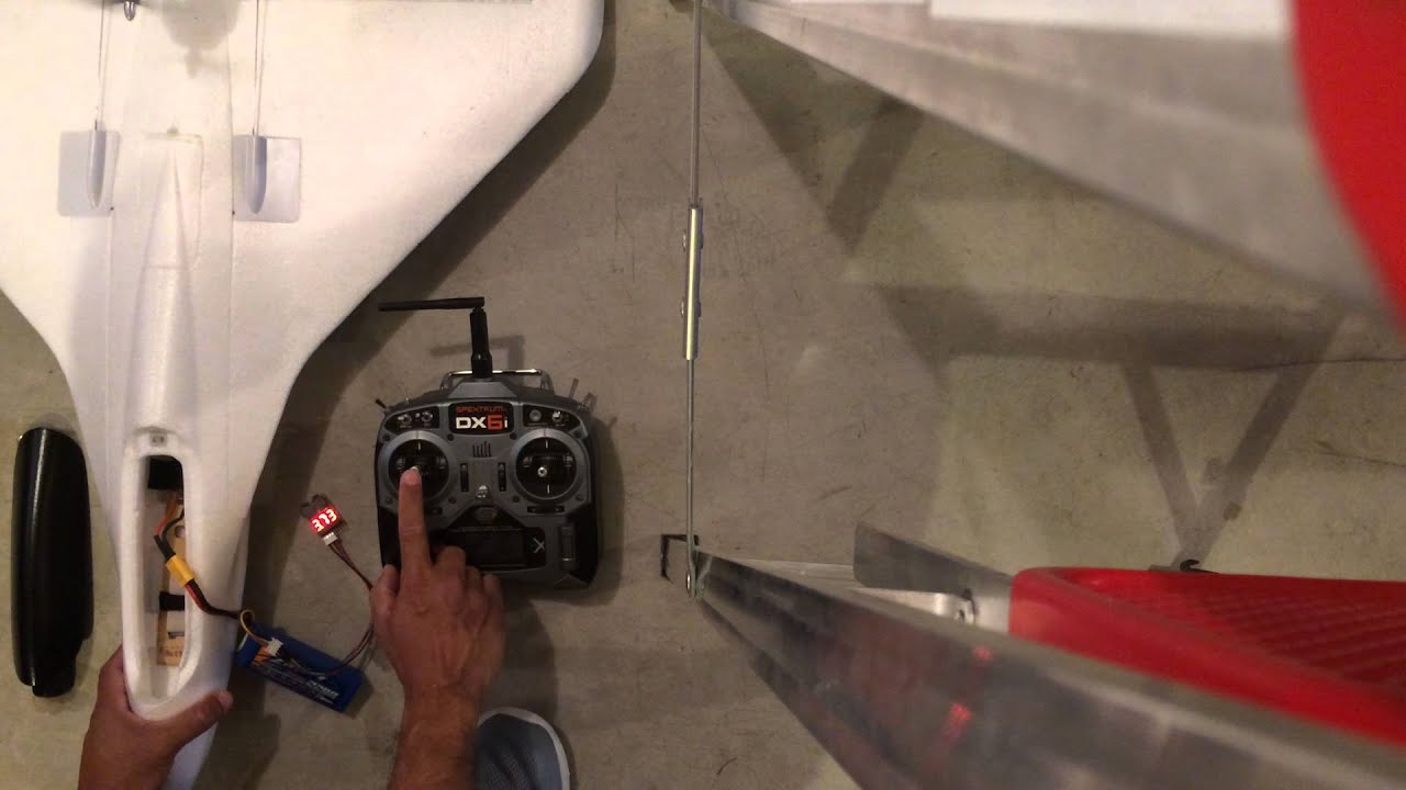 LiPo Battery Checker with Low Voltage Alarm with Load Test Review - YouTube
