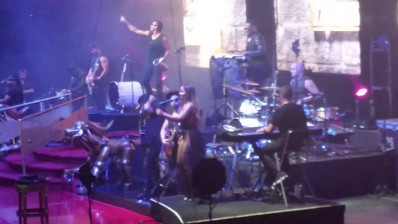 Romeo concert AC opening - YouTube