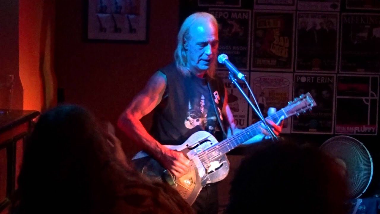 Kent DuChaine - Johnny's Gone - YouTube