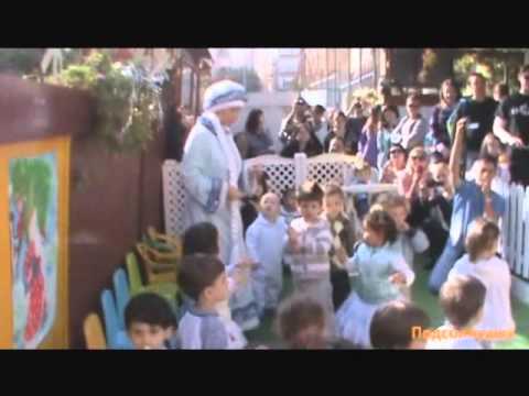 Noviy God 2011 Mladshaya gruppa Internet Part1.wmv