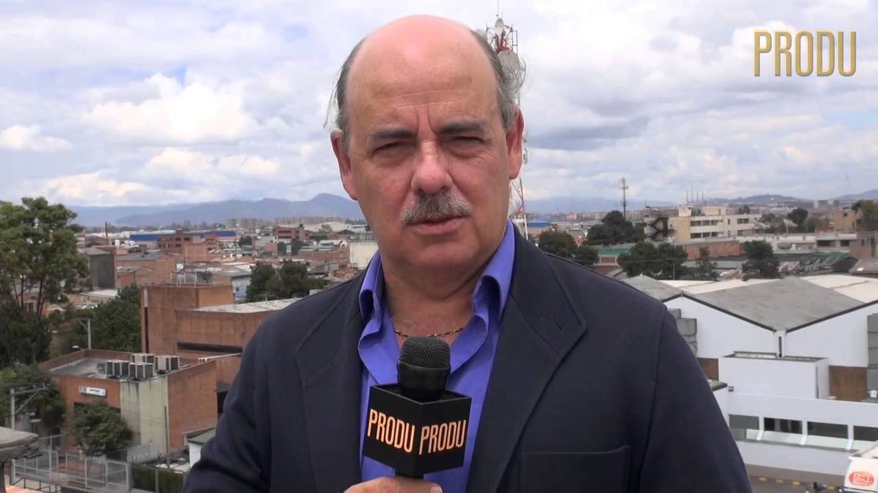 Fernando Gaitán regresa a la escritura y luego continuará en su cargo ...