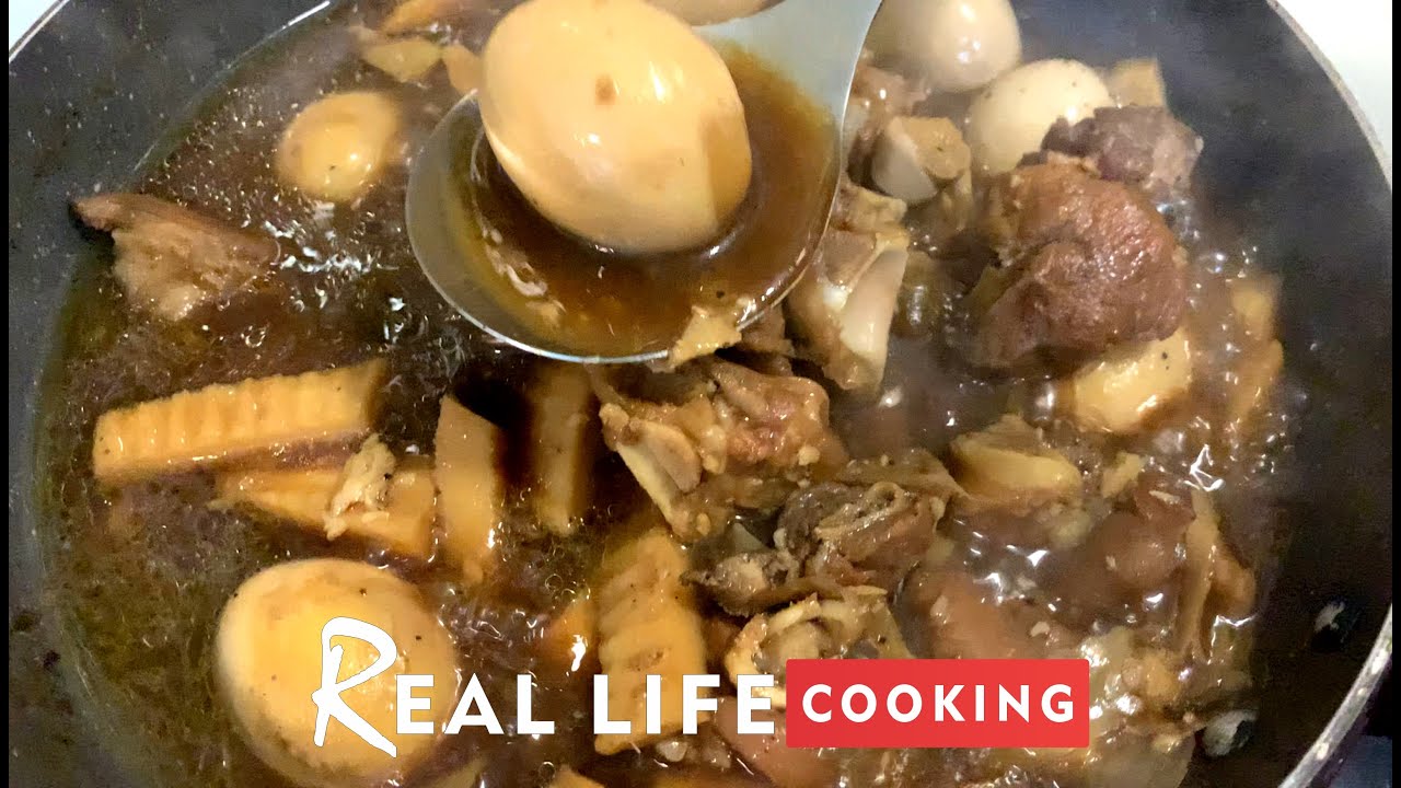 Bamboo shoot with pork's legs stew / ខទំពាំងជើងជ្រូក - YouTube