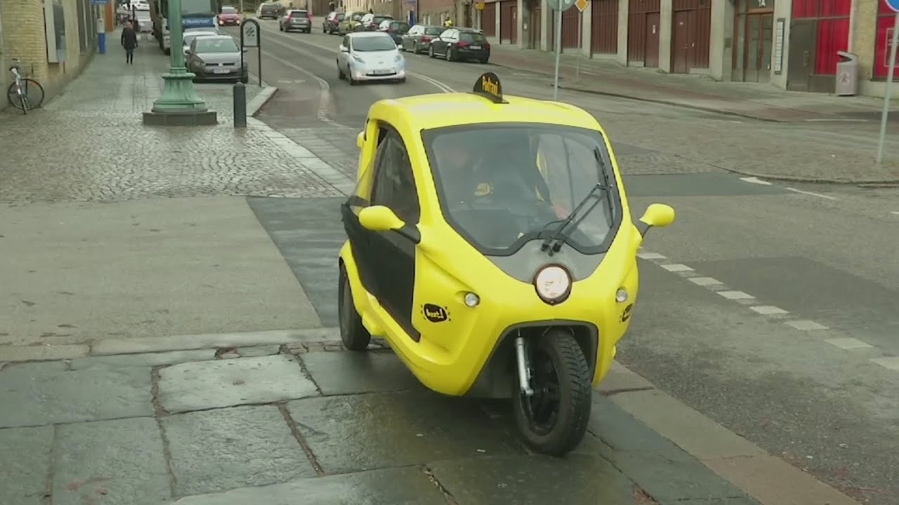 Sweden launch taxi-pod to combat pollution - YouTube