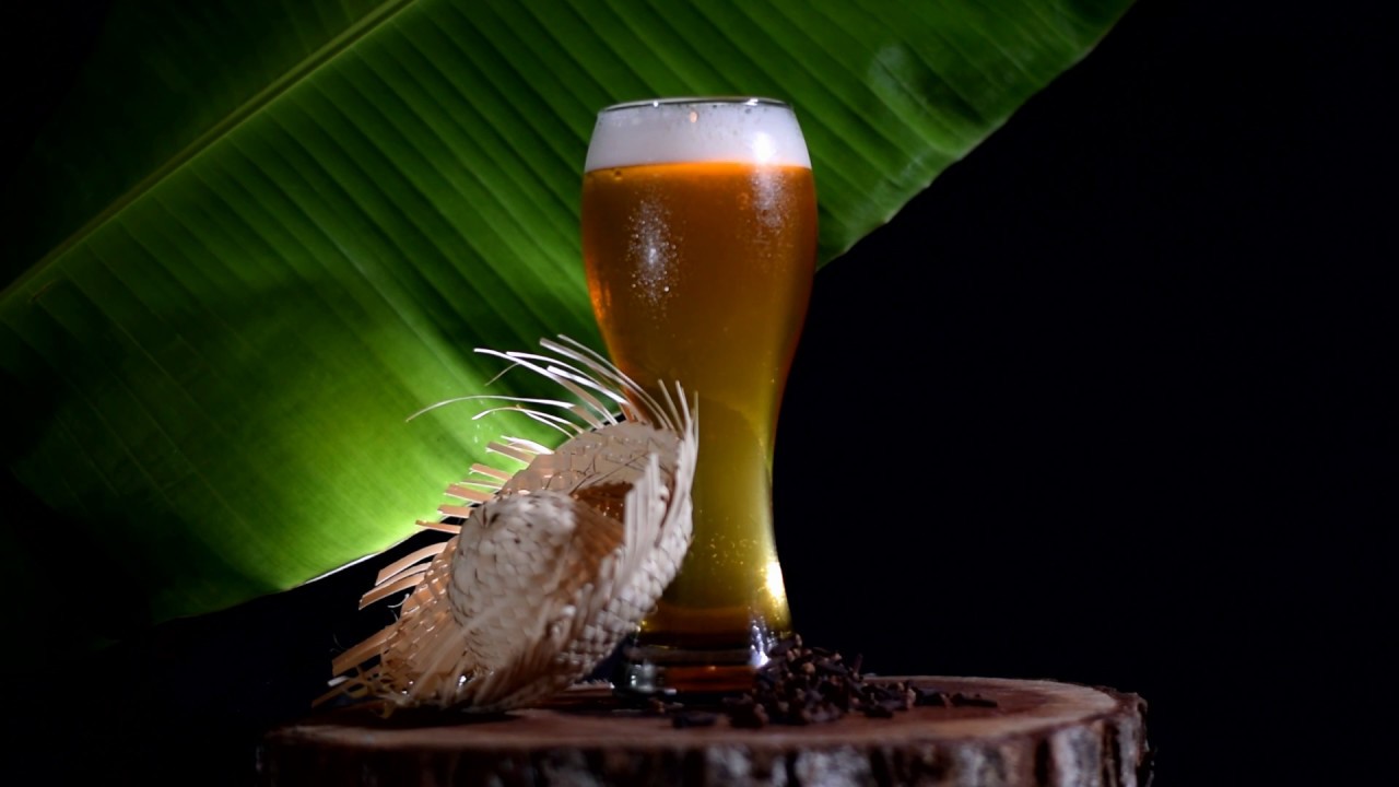 La MUSA Hefeweizen - Señorial Brewing ("¿Cuál es tu musa?" Ad) - YouTube