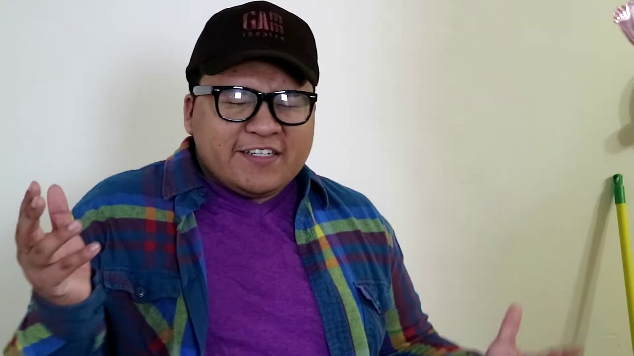 Cracking Wise: Ordering Pizza - YouTube