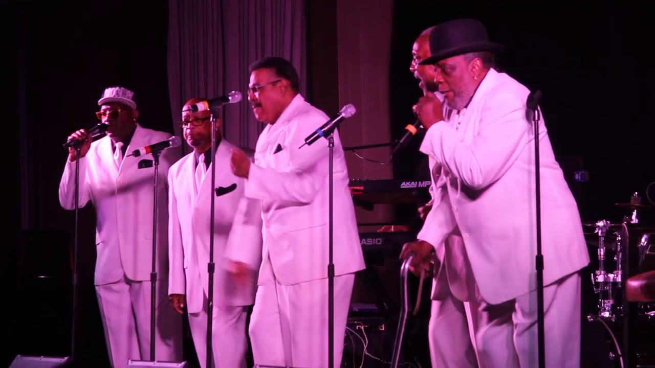 WHAT TIME IS IT, EUGENE PITT AND THE JIVE FIVE, LEAD EAST - YouTube