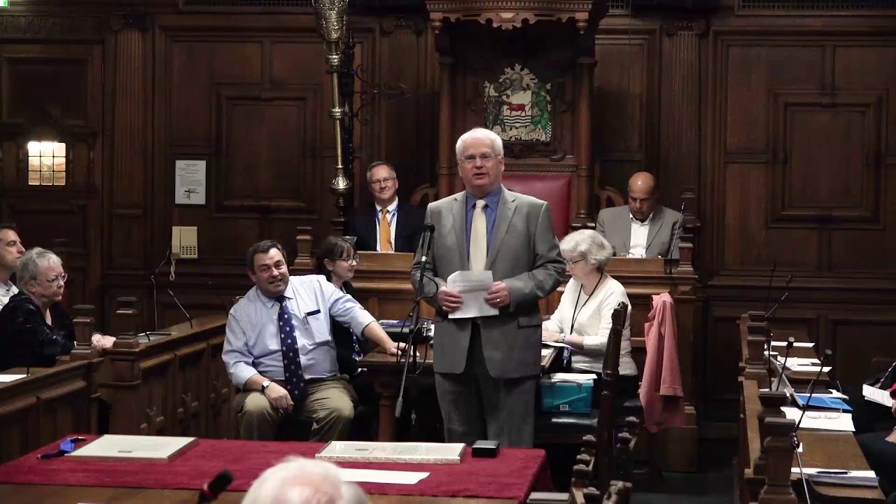 26/11/18 Special Council Meeting Honorary Alderwomen/Aldermen - YouTube