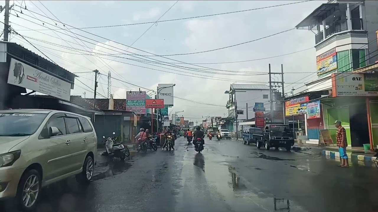 Berburu sego pindang pasar Bandung - YouTube