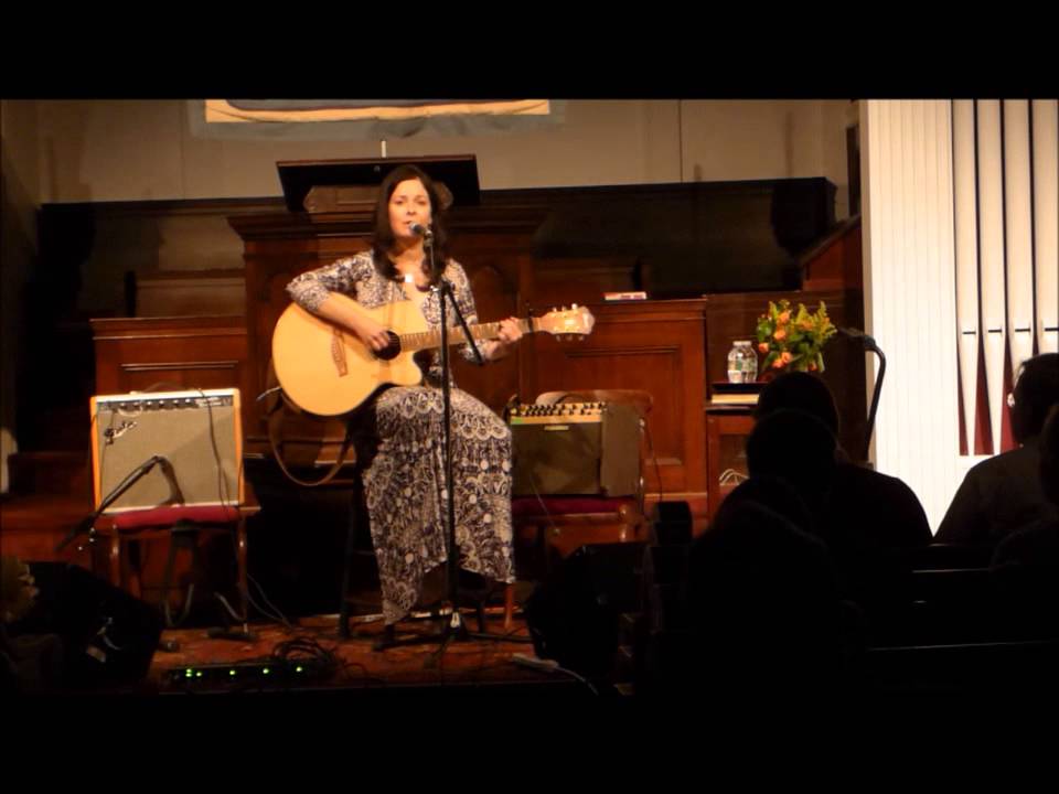 Allysen Callery "Shoot Me" - YouTube