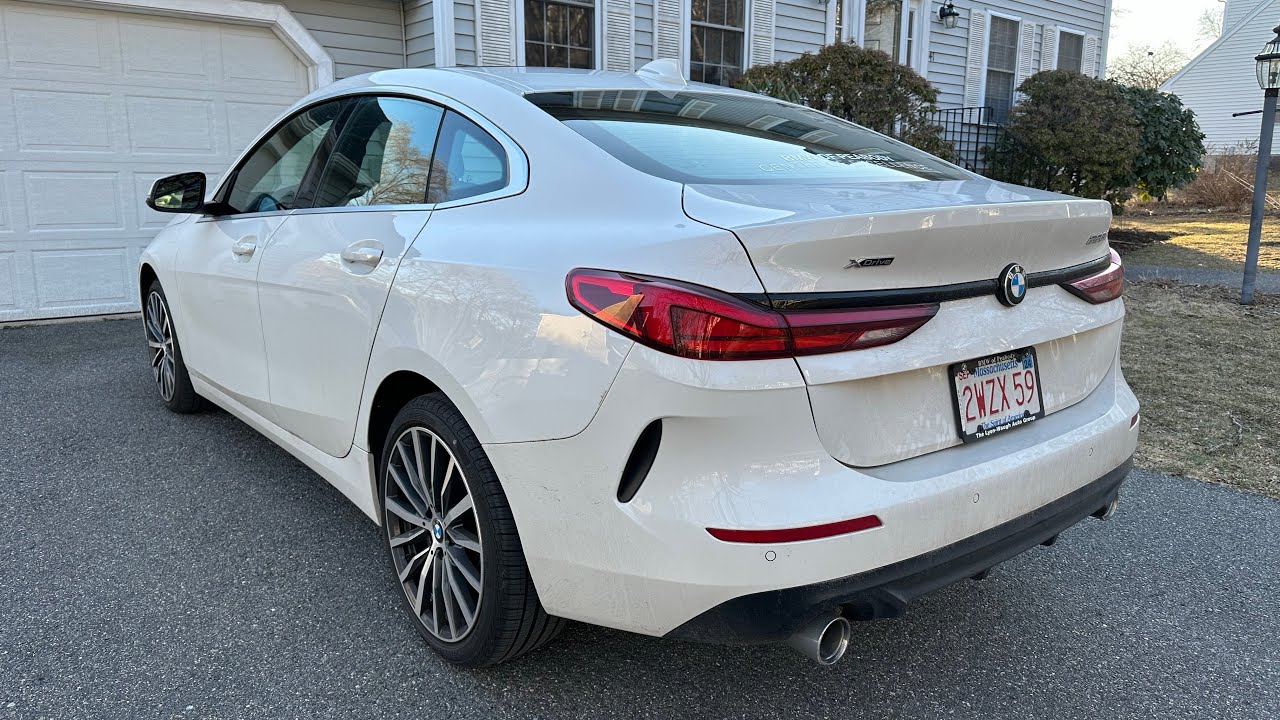 2021 BMW 228i xDrive Gran Coupe startup and horn - YouTube