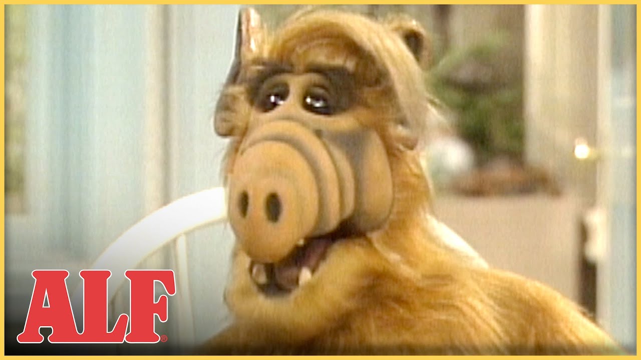 ALF is NOT a Fan of the Baby 🍼 | S3 Ep16 Clip - YouTube