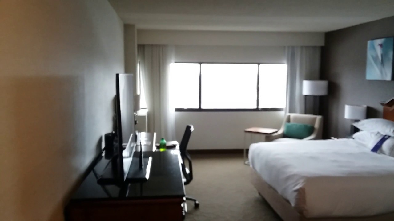 Delta Hotel by Marriott in Racine; different room tour - YouTube