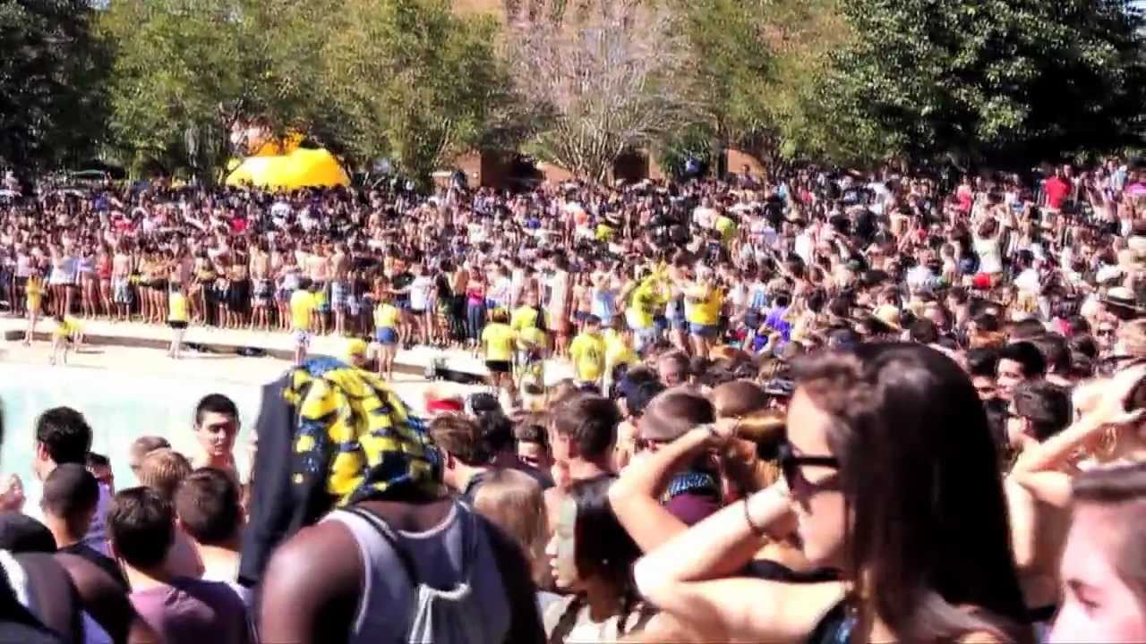 UCF Homecoming 2012 Spirit Splash - YouTube