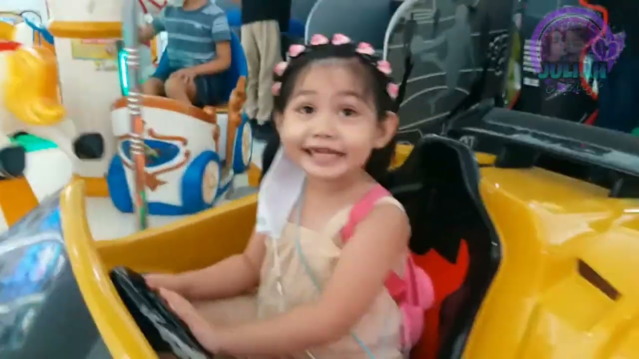 JUST HAVING FUN IN WALTERMART CALAMBA LAGUNA | PLAYTIME @JULiaH C vlogs ...