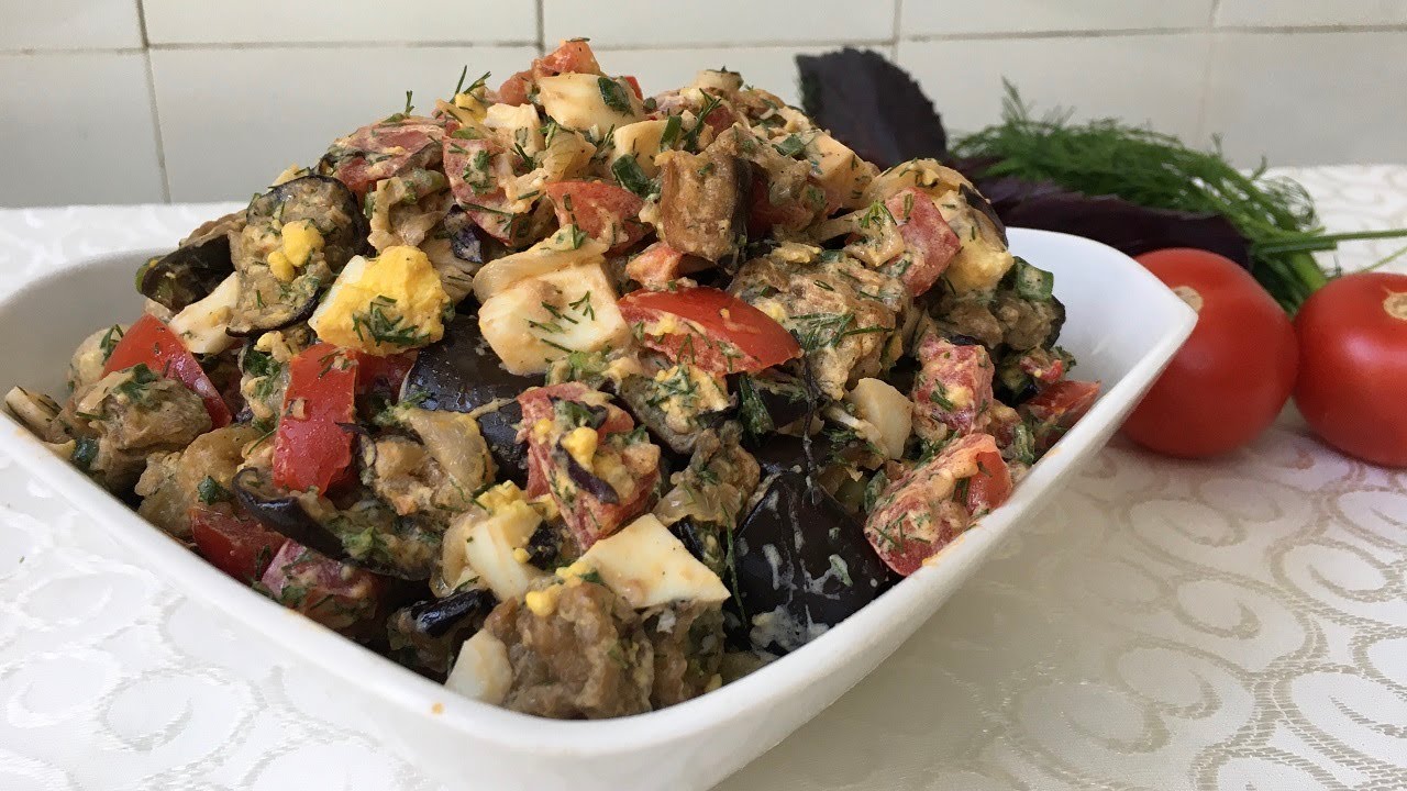 Dadına doyulmayan Asan və Sadə BADIMCAN SALATI resepti.Yeyən bu salatın ...