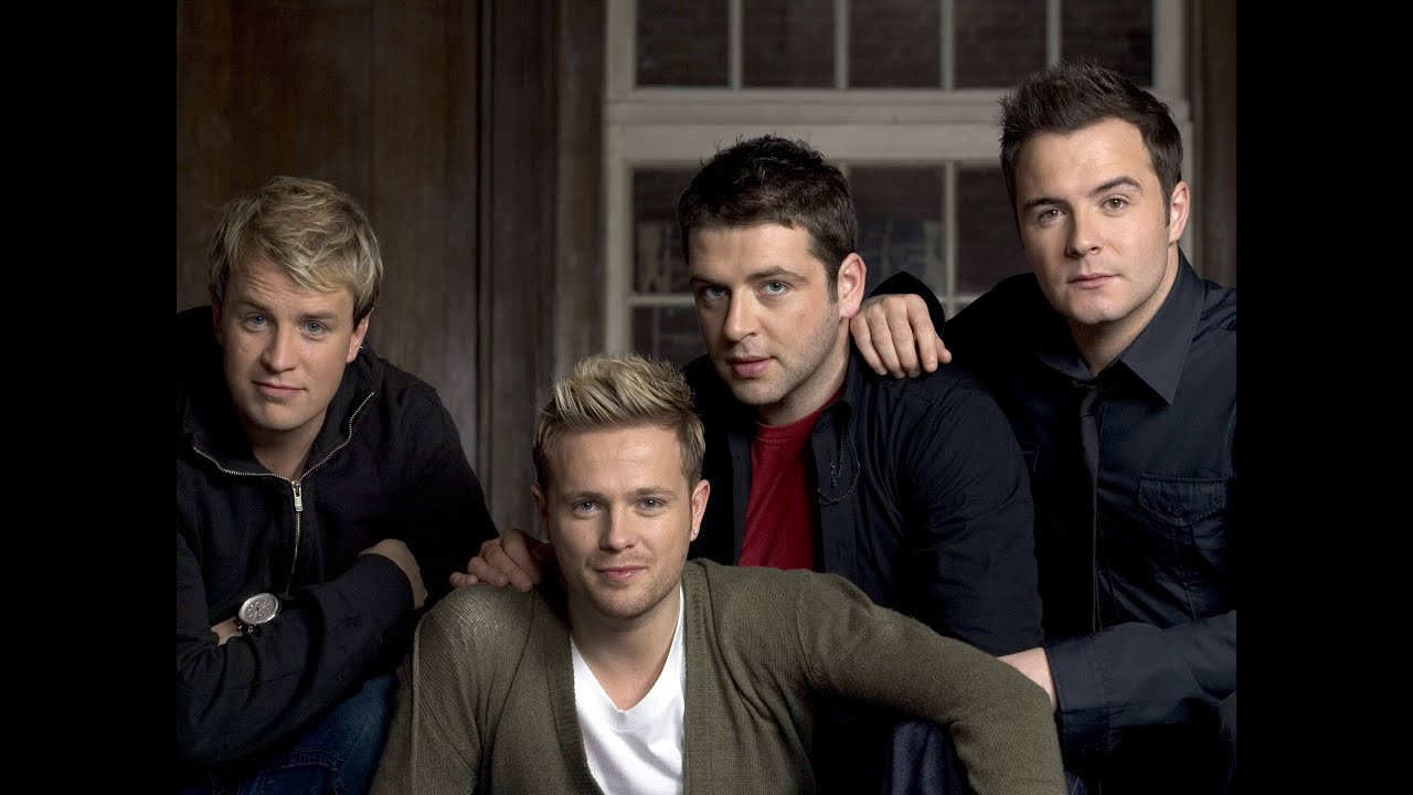 Westlife - Amazing - Live on TOTP - 2005 (Lyrics on the screen) - YouTube