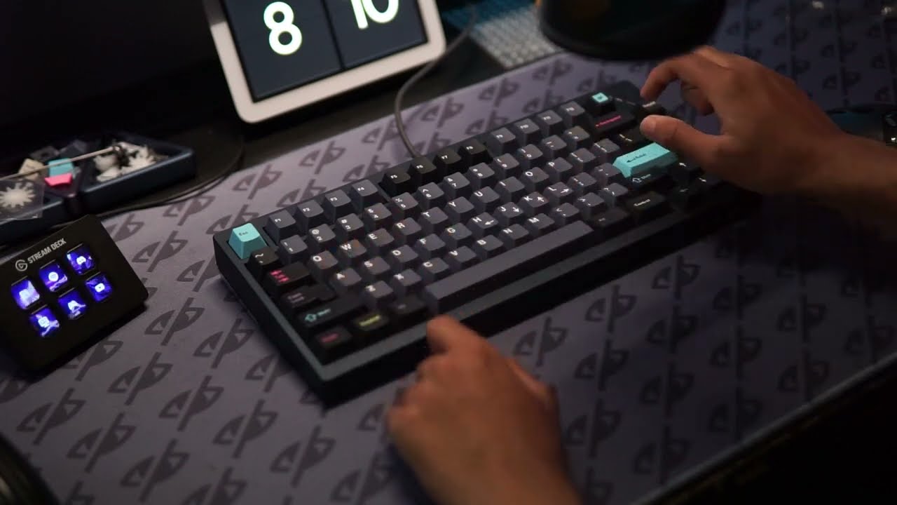 Plateless GOK 7v | L+F OPBlack Switches | SOUNDTEST - YouTube