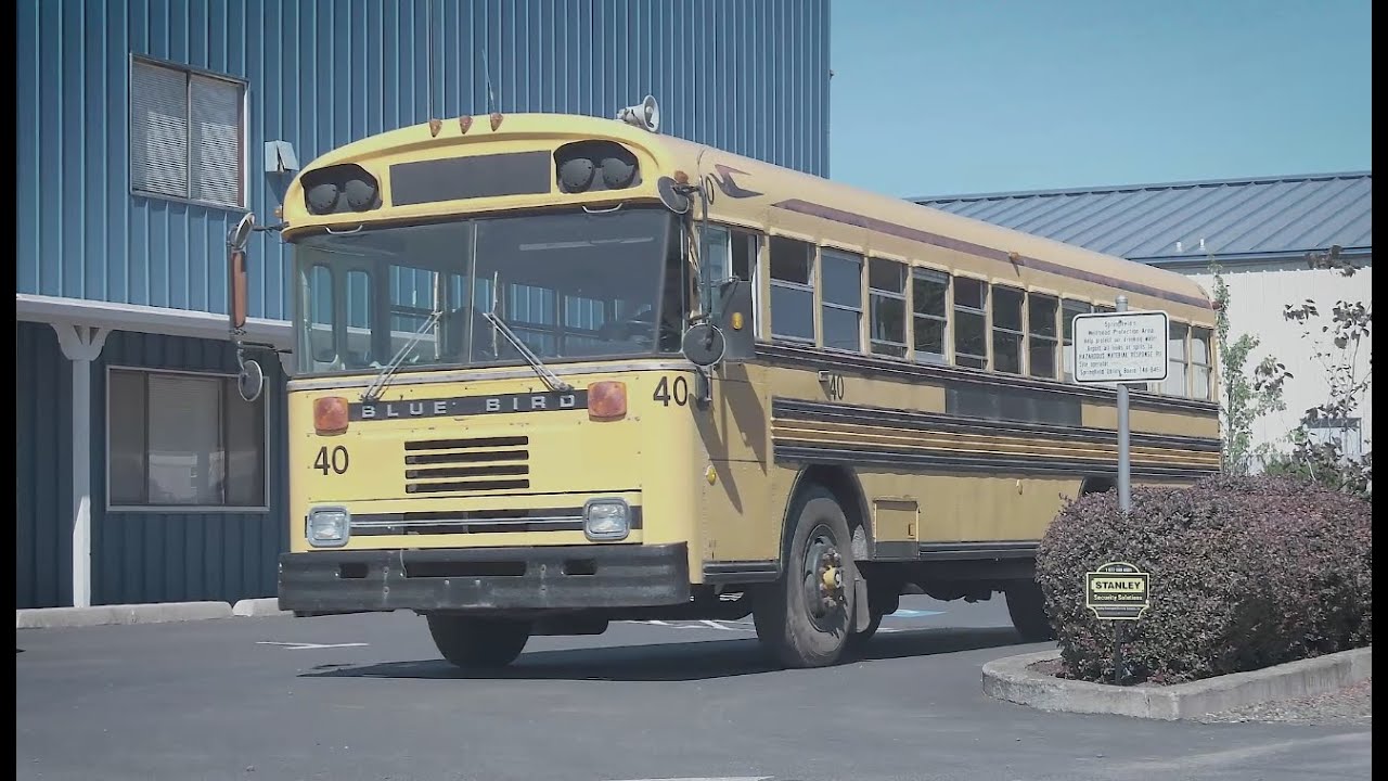 SUPER TREY BUYS A POS SCHOOL BUS AND TRIES TO CONVINCE THE GHOULS THAT ...