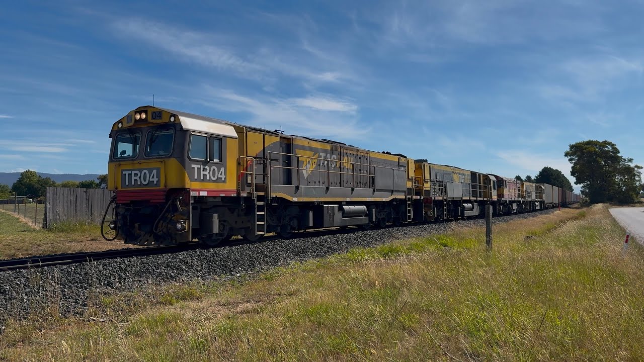 TasRail TR04 TR10 2011 TR06 #31 train with cement consist crossing Emu ...