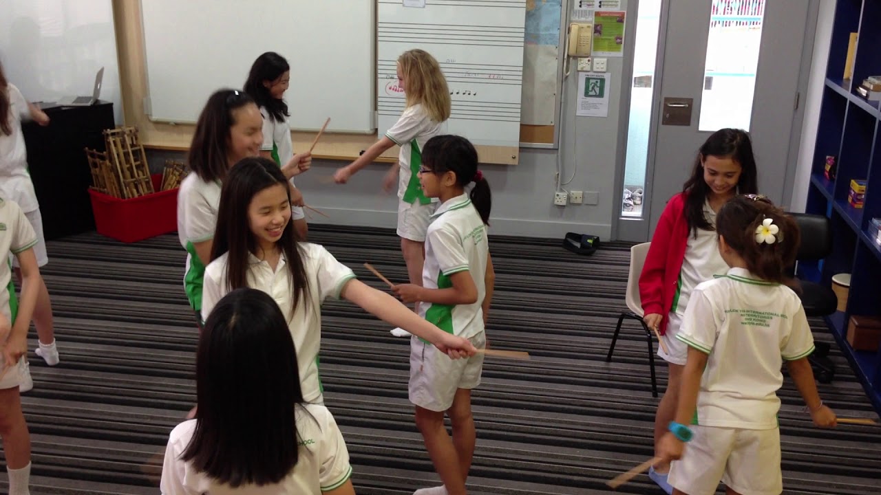 Dalcroze Eurhythmics Quick Reaction: Meter - YouTube