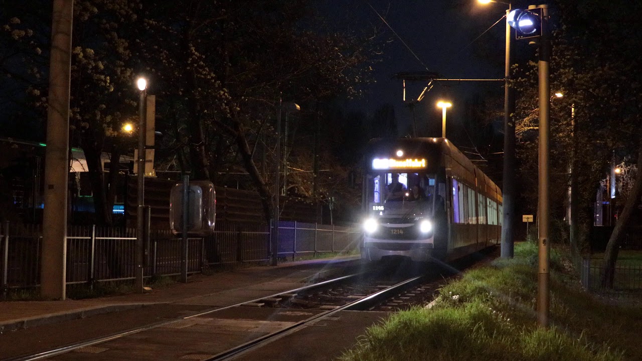 LVB NGT12 1214 als Linie E Dienstfahrt / LVB Straßenban - YouTube