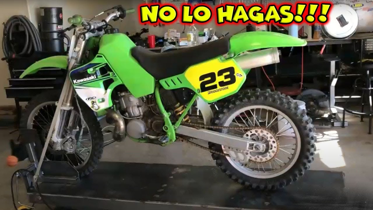 CONSTRUYENDO una KAWASAKI KX 500 AF en un GARAJE RANDOM😵 - YouTube