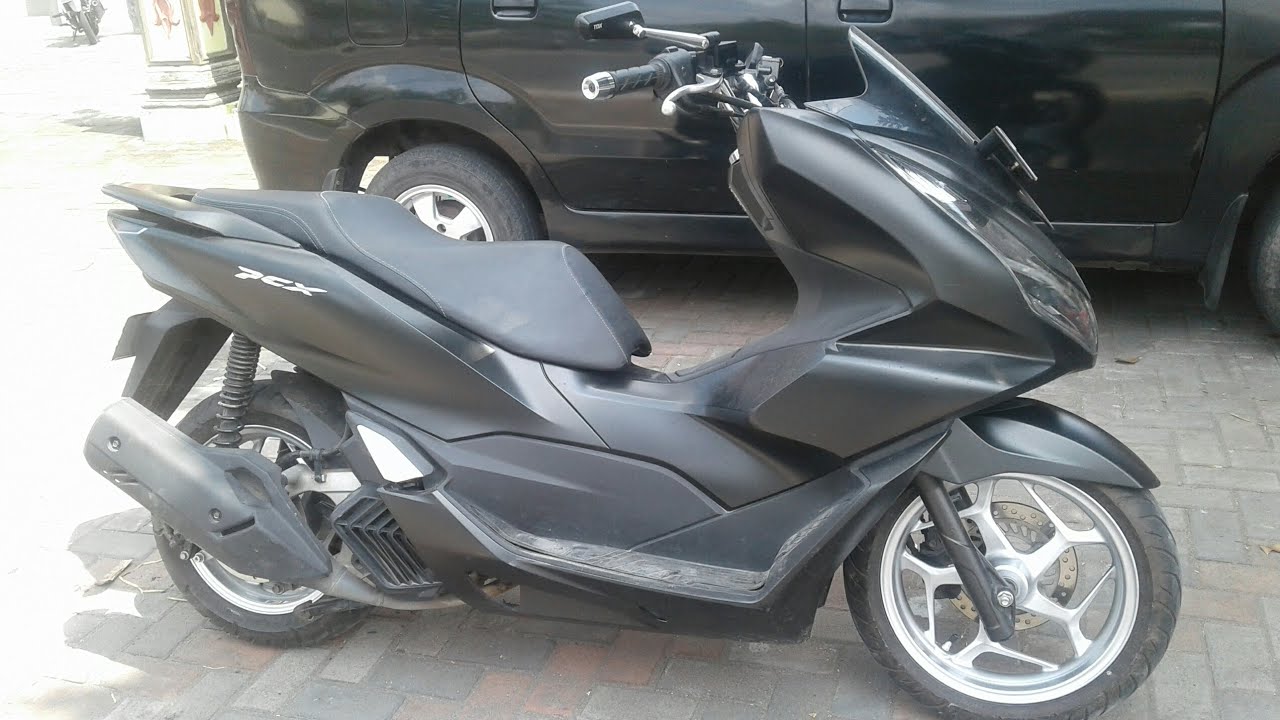 Motor PCX velgnya di cat silver keren juga - YouTube