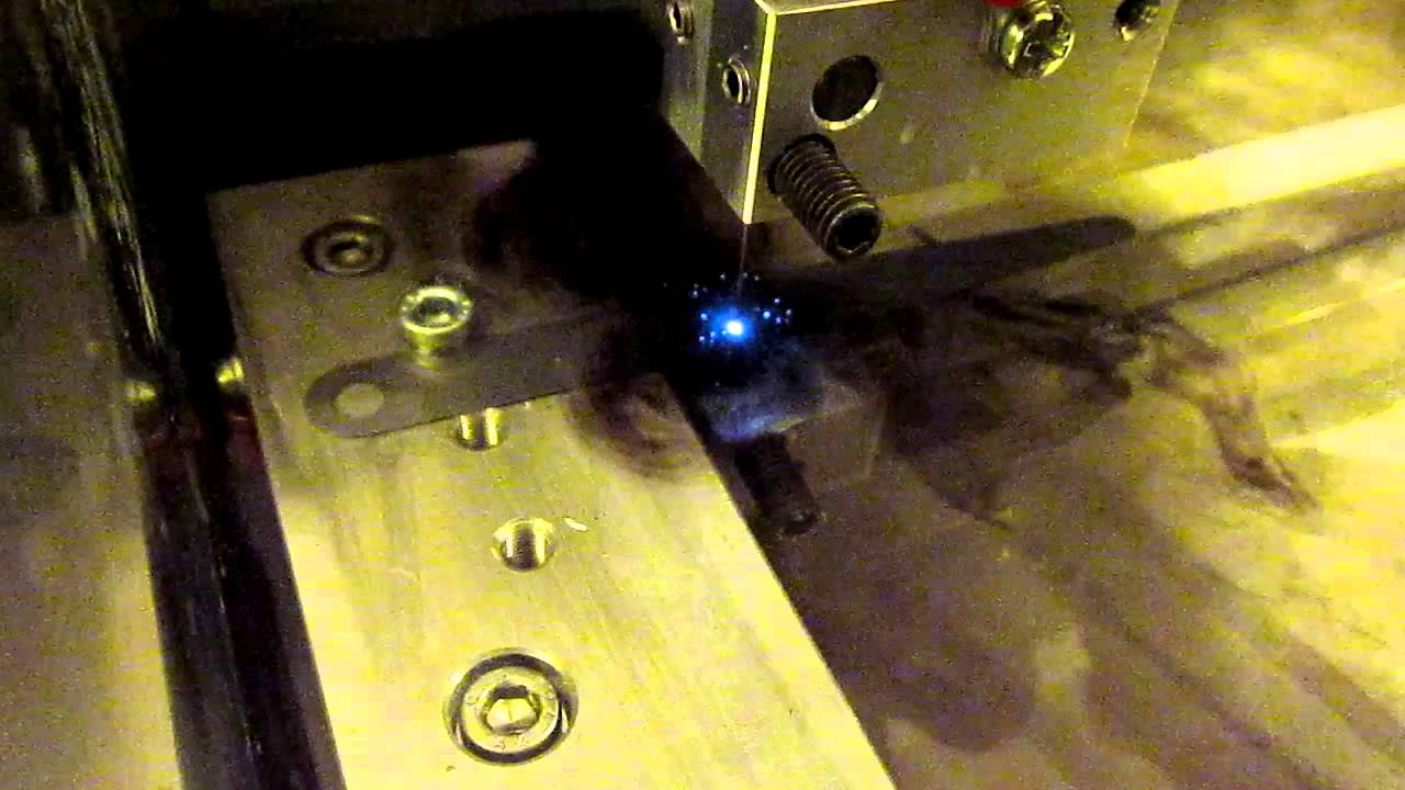 Wire EDM, home made, first cut - YouTube