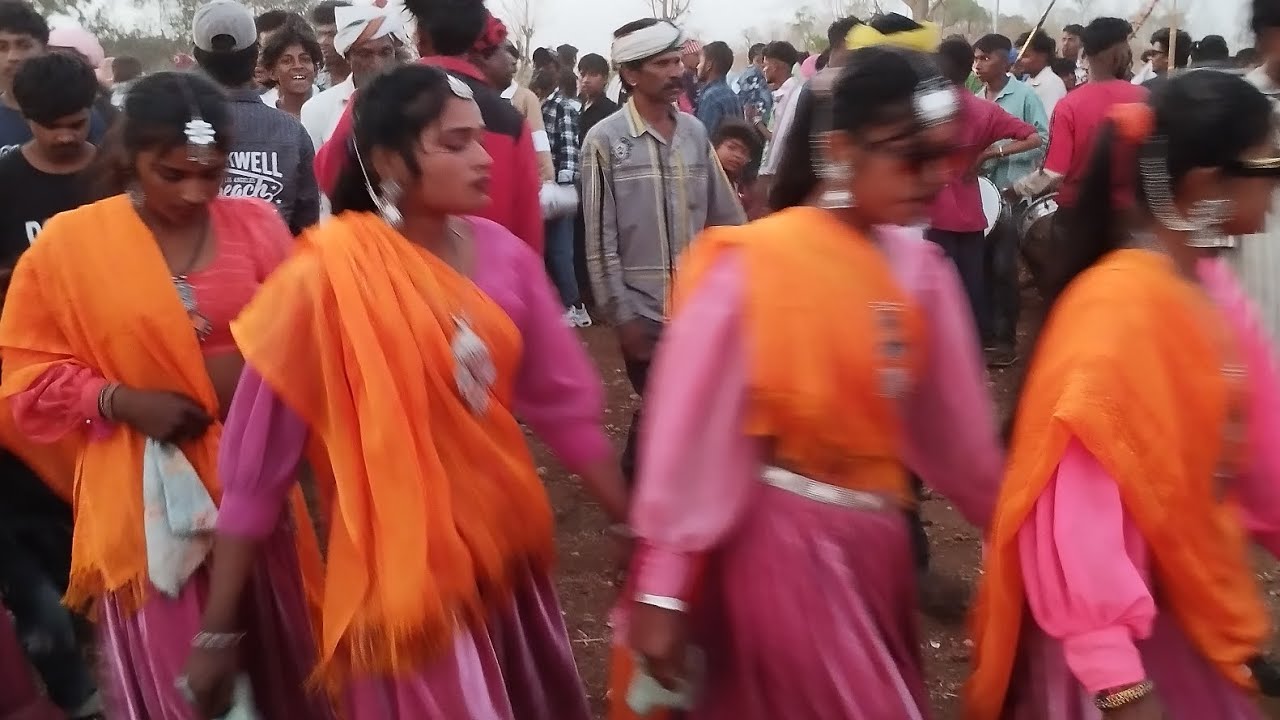 Timli ful dance video// Aadivasi shaadi ka video// desi navi timli ...