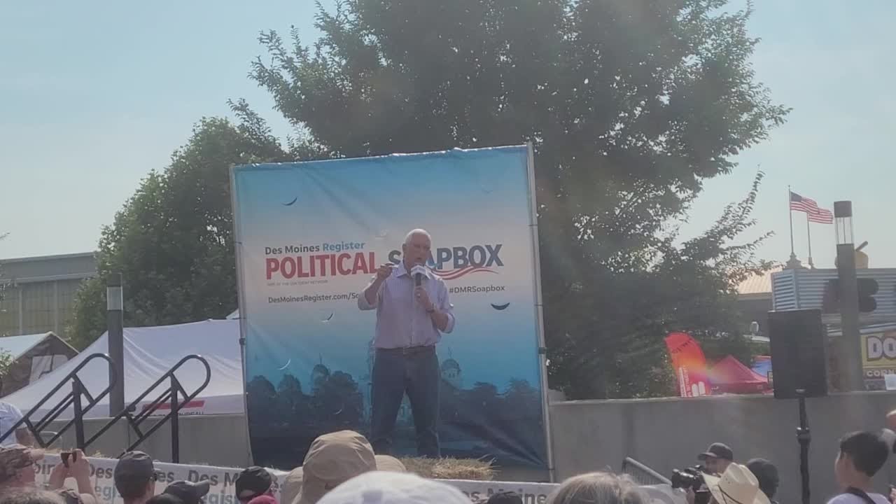 former vice president Mike Pence speaks at Iowa State Fair - YouTube