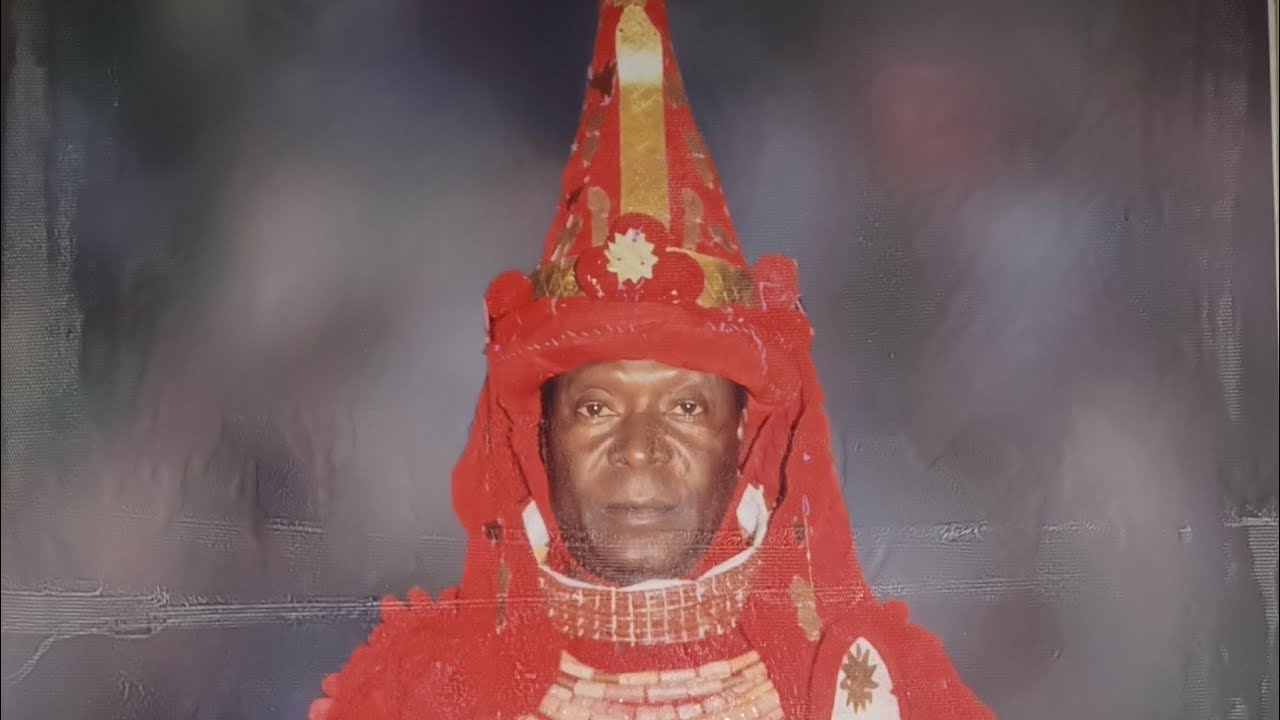 Chief Oyeoba Speaks On How He Became A Palace Chief - YouTube
