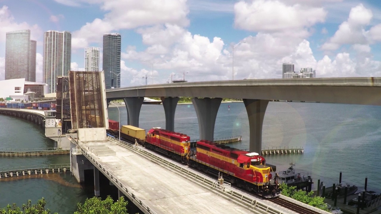 Port Miami: On-Dock Rail - YouTube