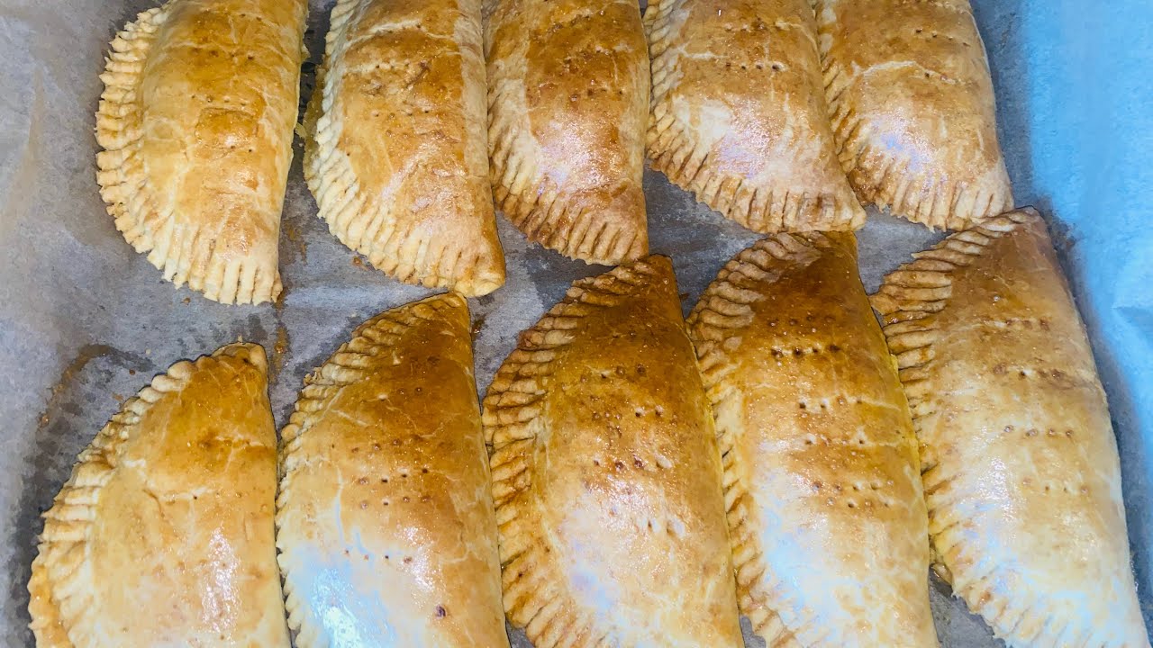 WATCH AND LEARN HOW I PREPARED THIS HOMEMADE MEAT-PIE - YouTube