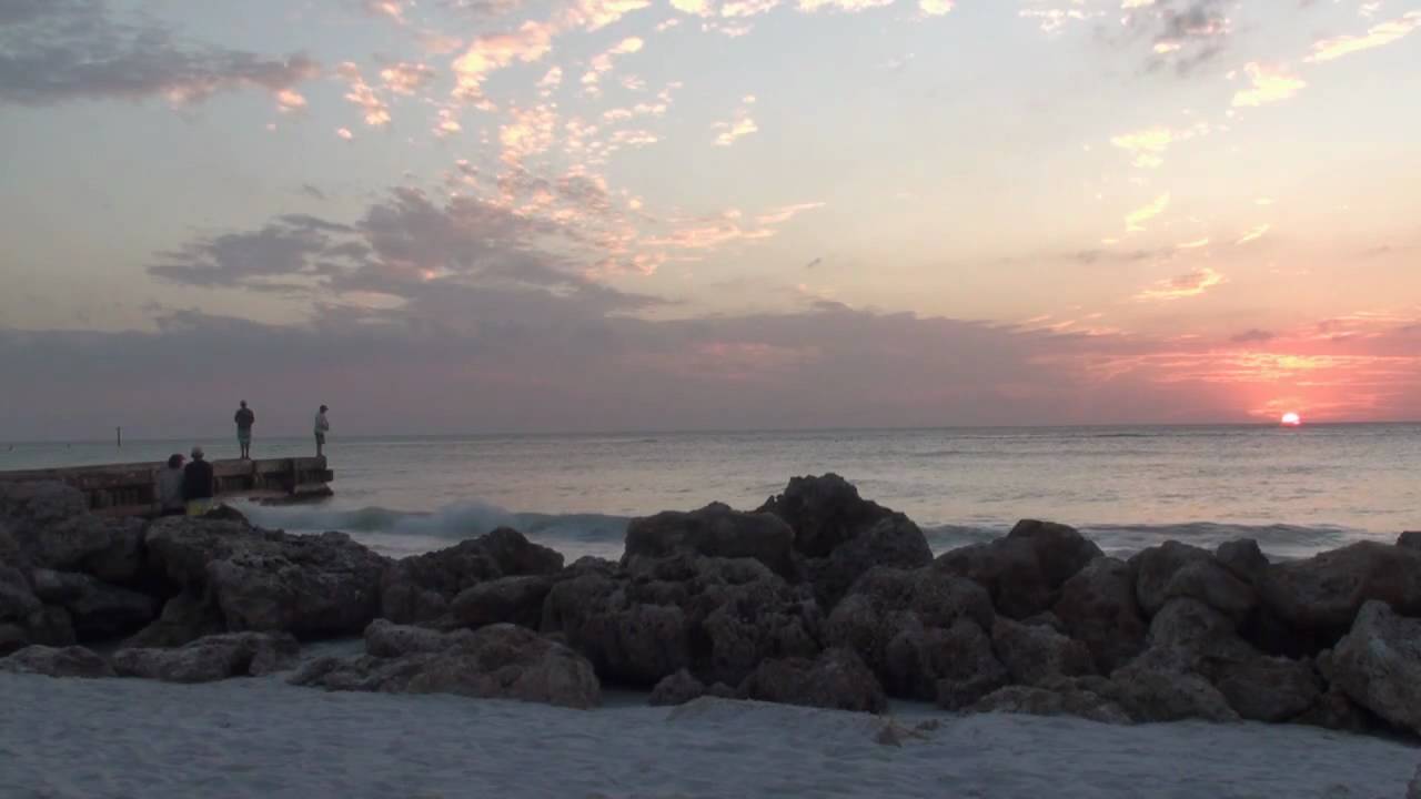 Beach sunset in High Definition (HD) from Siesta Key, Florida. - YouTube