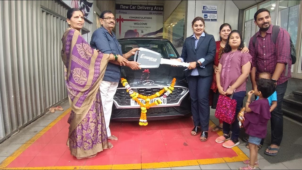 Hyundai Aura Delivery - Happiness Galore @ Modi Hyundai - Gautam Modi ...