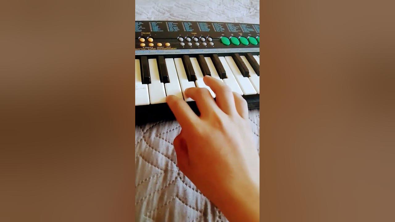 я умею на пионине играть - YouTube