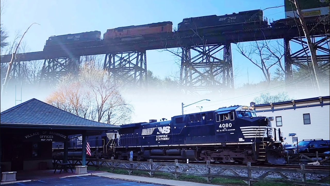 Downtown trains & the last run of the Bank Mac's ! - YouTube