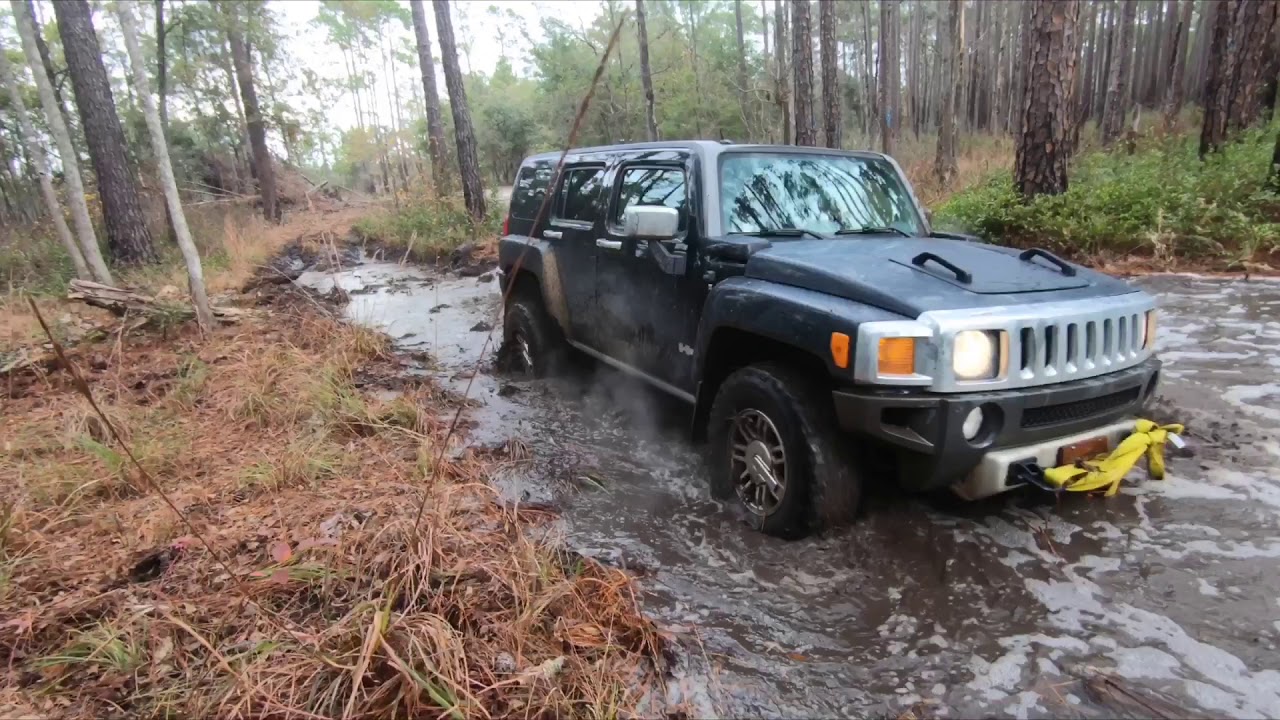 Toyota 4Runner vs Hummer H3 off-road/mudding in south georgia - YouTube