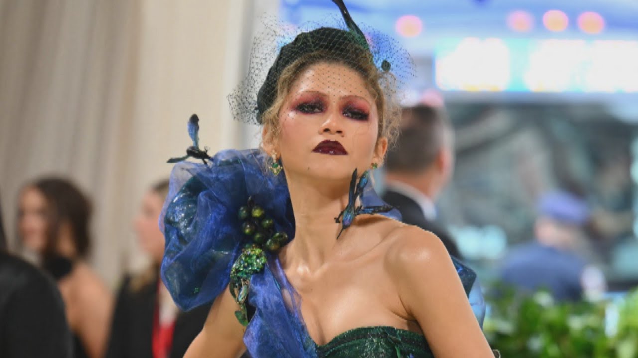 Zendaya Gives MOODY Fashion Moment at 2024 Met Gala! - YouTube