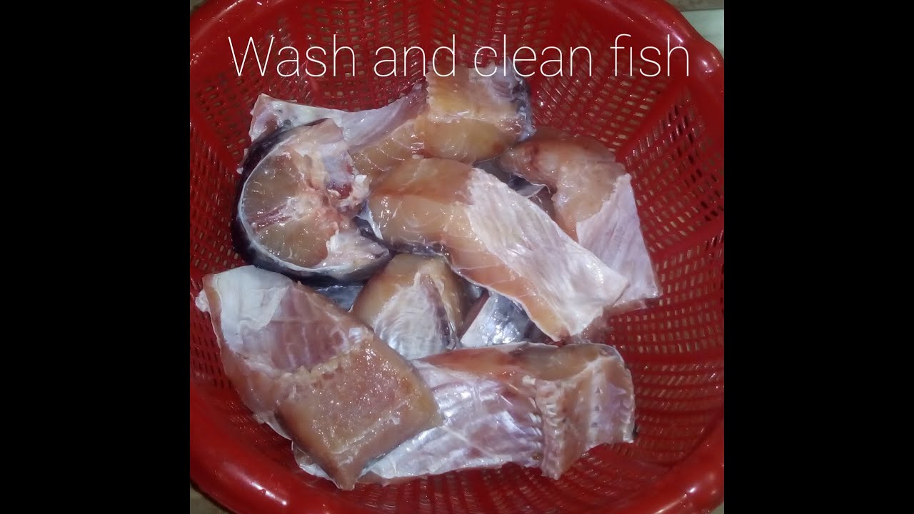 How to wash and clean fish by lahori food secrets - YouTube