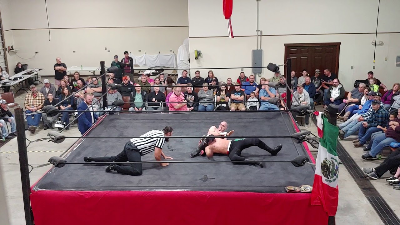 CizzKO vs Christopher Gatton - YouTube