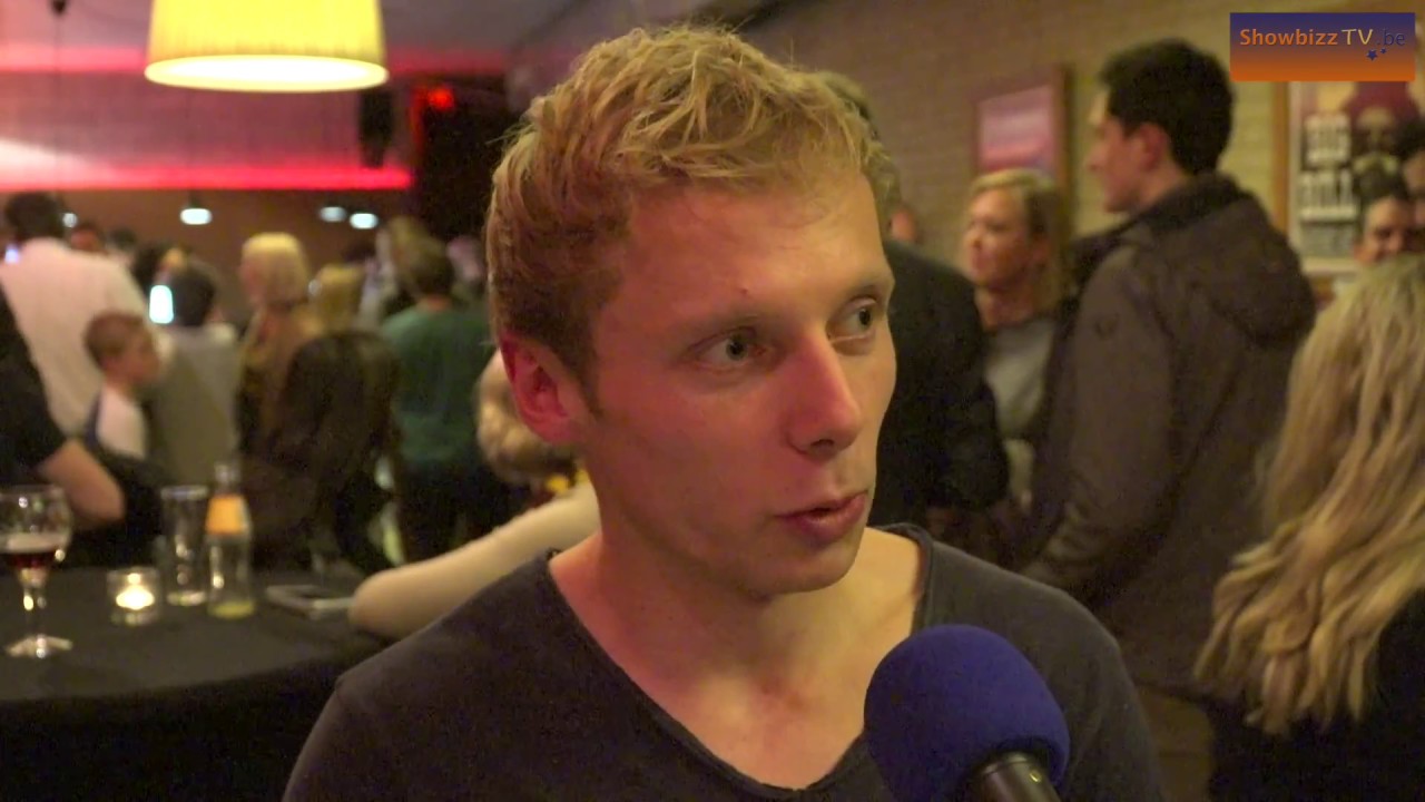 Sven Nys onder de indruk van goochelkunsten Nicholas Arnst - YouTube