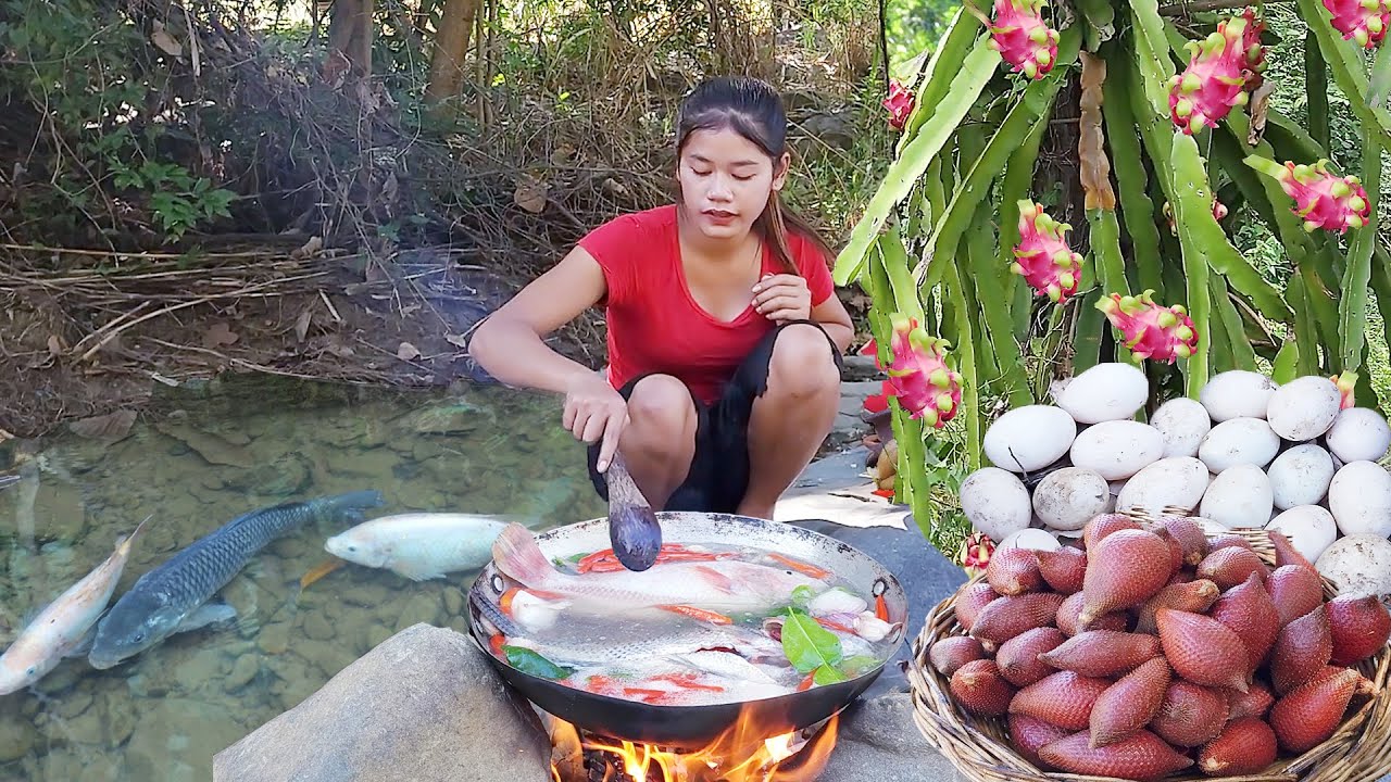 Yummy! Red fish soup spicy chili for jungle food, Fish burn in the ...
