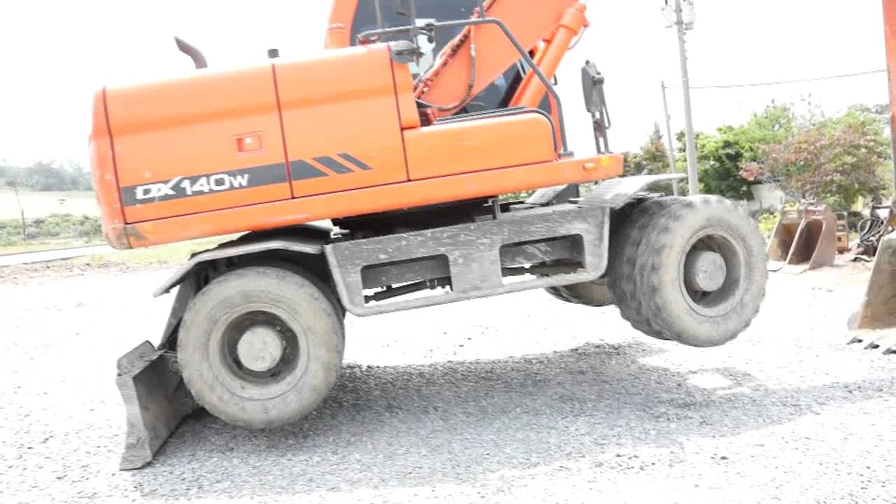 Korean used Doosan DX140W Excavator -- Autowini.com(hdss1444-002) - YouTube