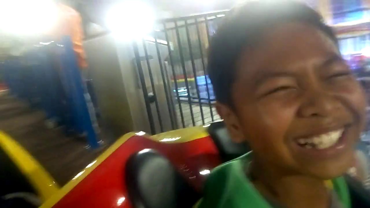 Naik Crazy Coaster Trans Studio Mini Semarang dan Transmart - YouTube