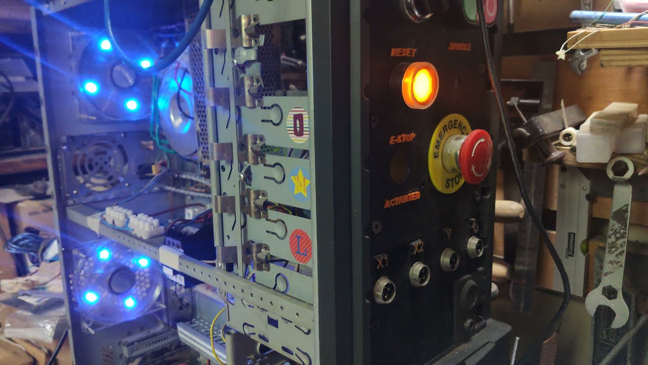 UC300 ETH Ub1 and UCCNC first run - YouTube